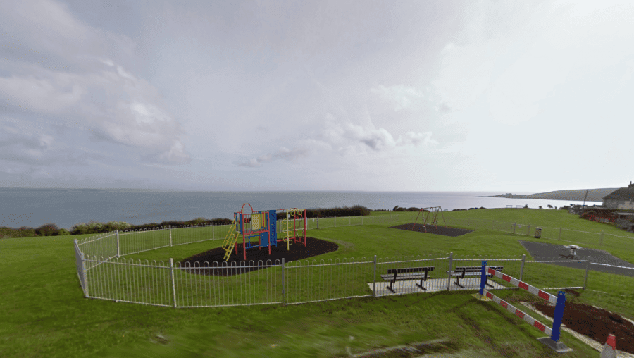 Children's playgrounds play areas and parks in Cornwall - freeparks.co.uk