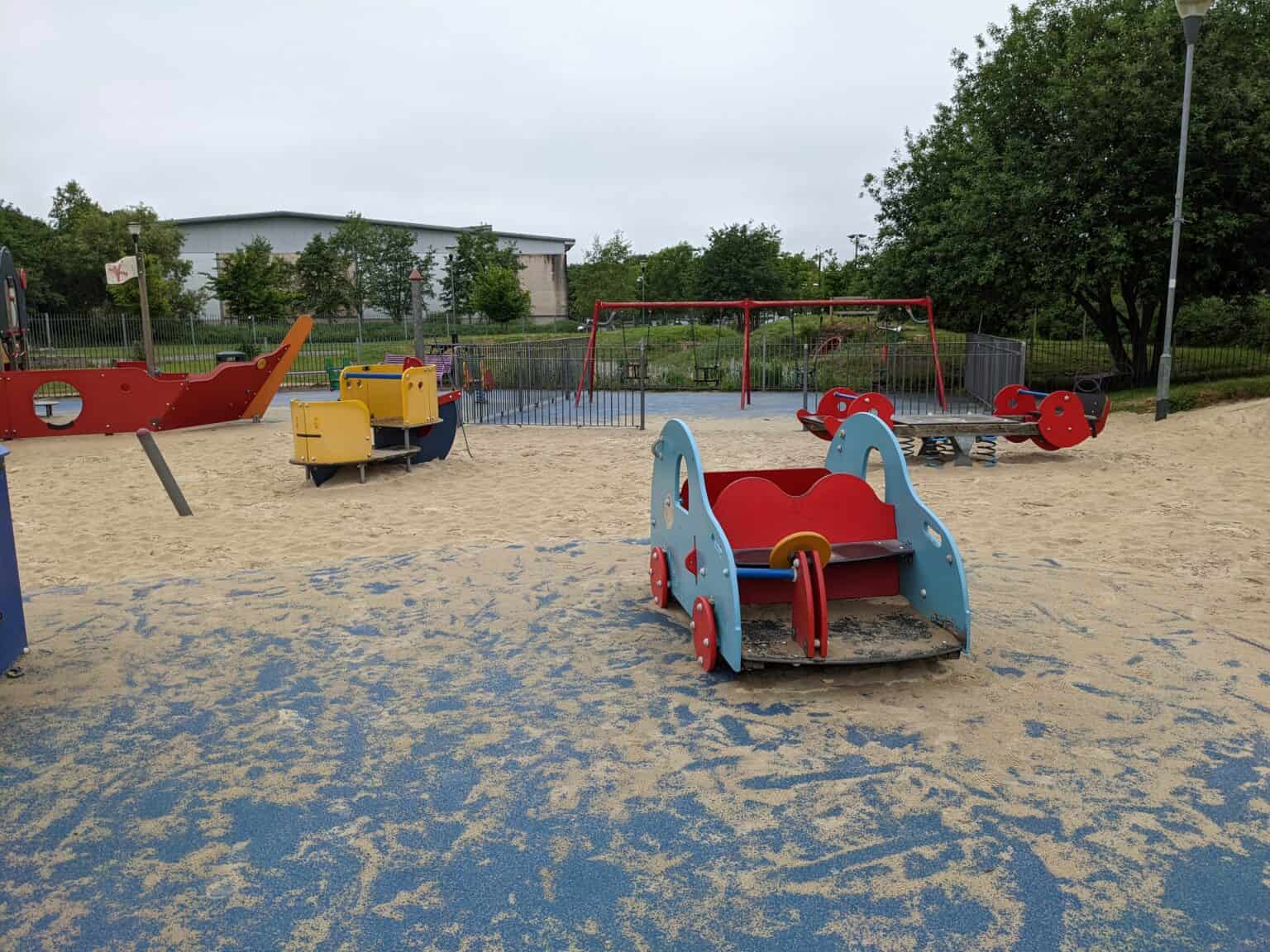 Hengrove Park Playground, Hengrove, Bristol - freeparks.co.uk