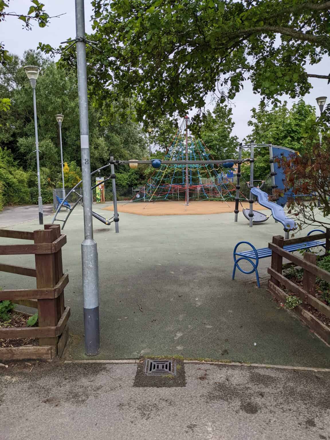 Hengrove Park Playground, Hengrove, Bristol - freeparks.co.uk