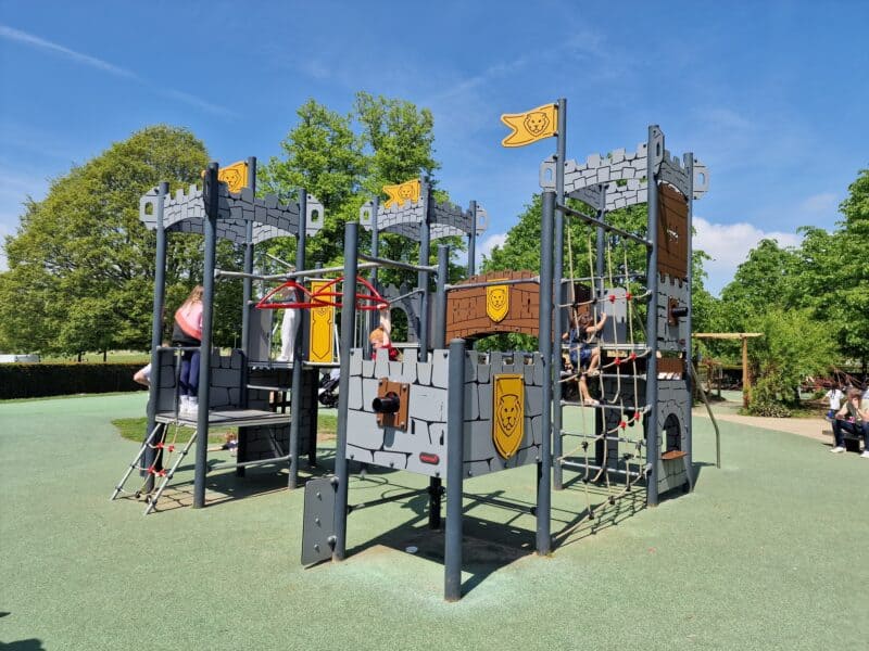 Reigate Priory Park, Reigate, Surrey - freeparks.co.uk