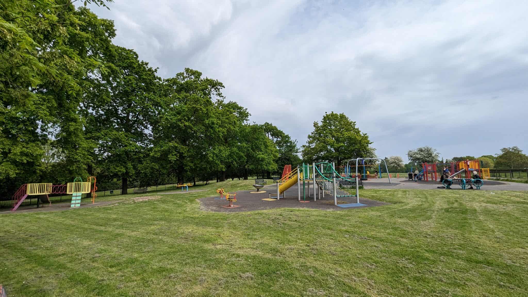Playgrounds, play parks and play areas with a Tennis Courts nearby ...