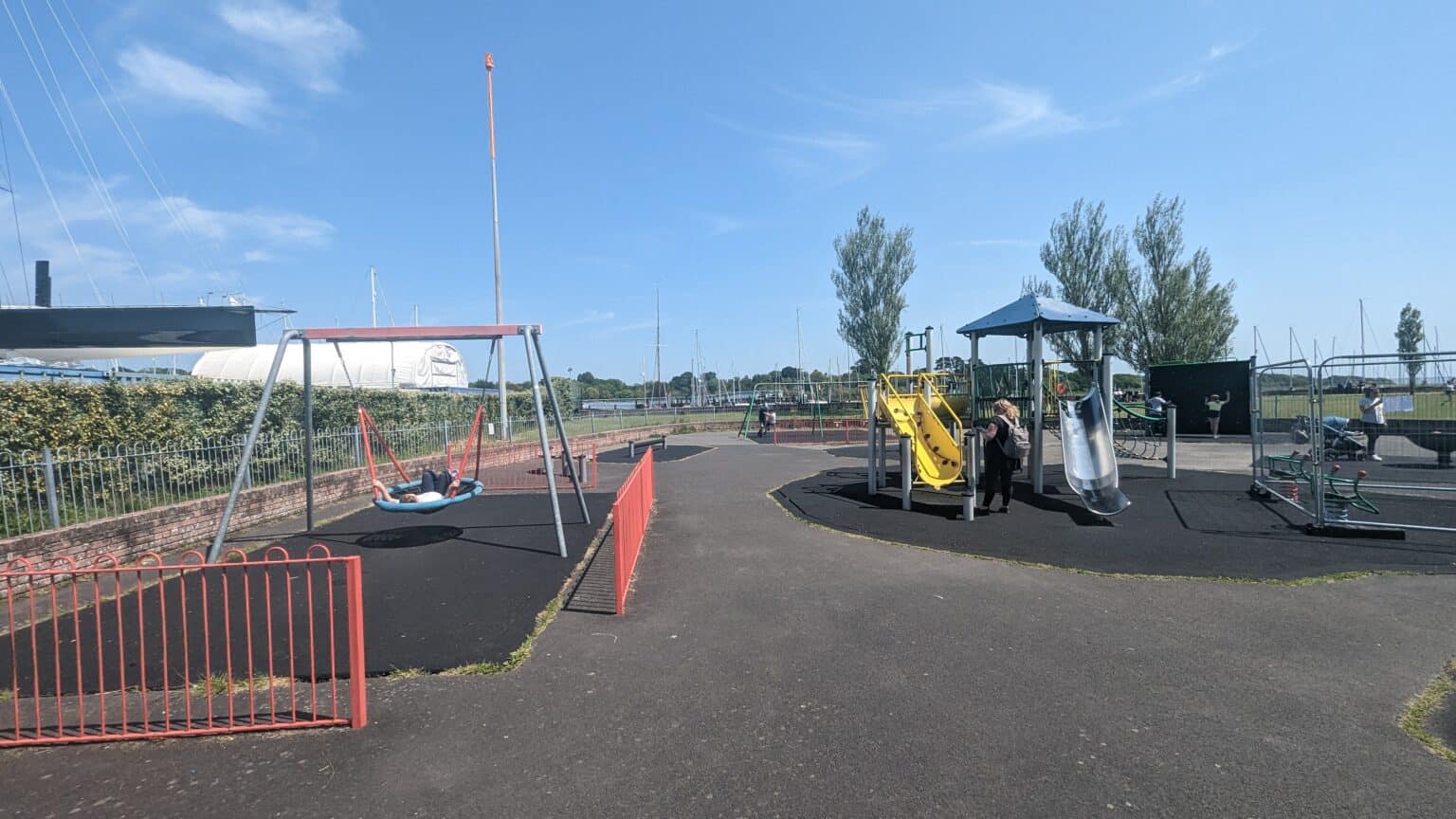 Bath road recreation ground, Lymington, Hampshire - freeparks.co.uk