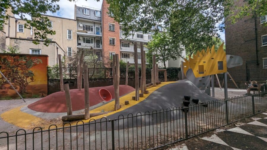 The Alf Barrett Playground, London, London - freeparks.co.uk